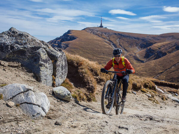 guided mtb tours in Transylvania - Romania - All-inclusive, premium ...