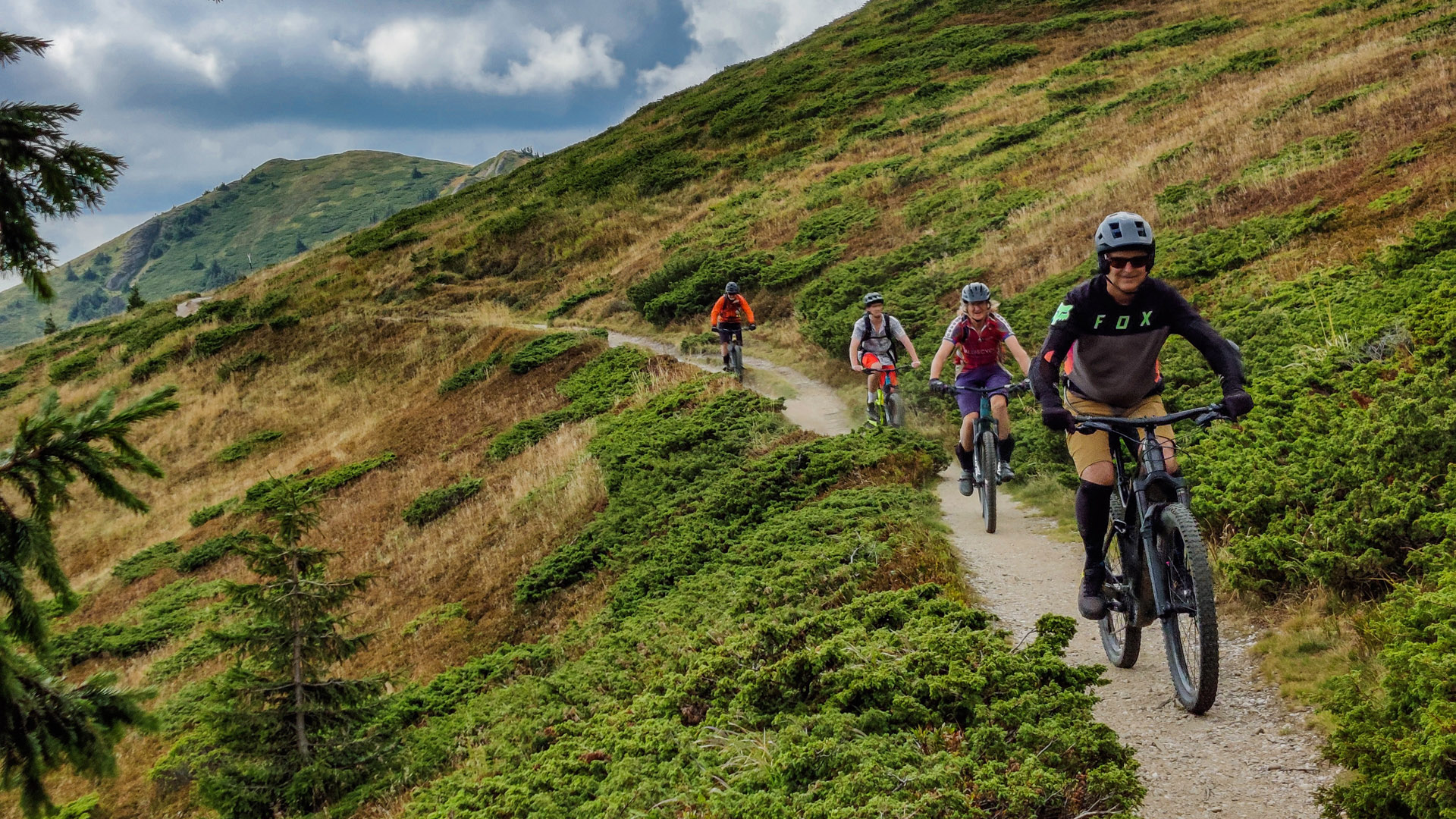 Mountain biking tours in Transylvania, Romania - Downcountry. Trail ...